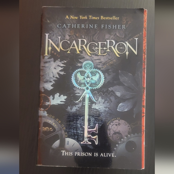Fisher | Other | Incarceron Catherine Fisher Paperback Book Ya Young ...